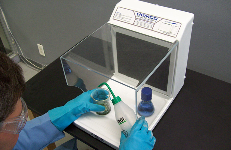 Hemco highlights its self-contained workstations